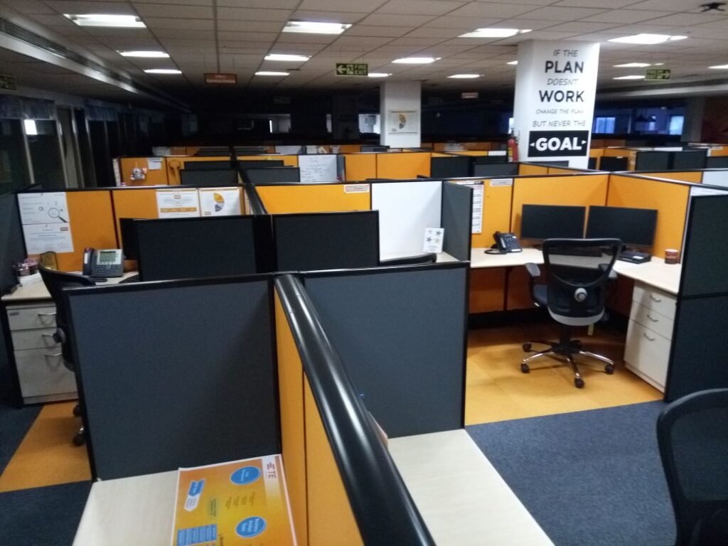 Modular Work Stations - SHREE LAKSHMI INTERIORS